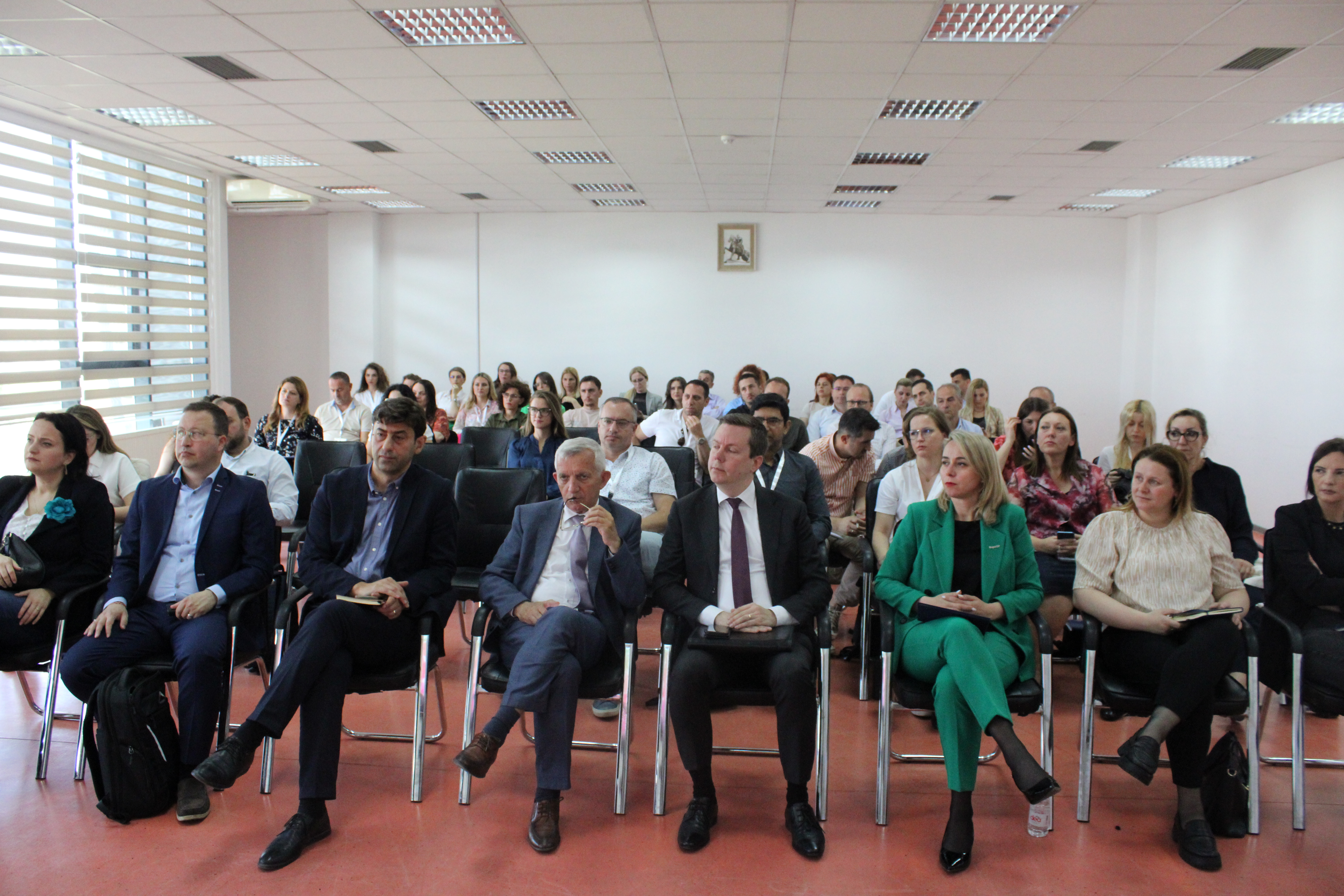 Slider news - Universiteti i Prishtinës