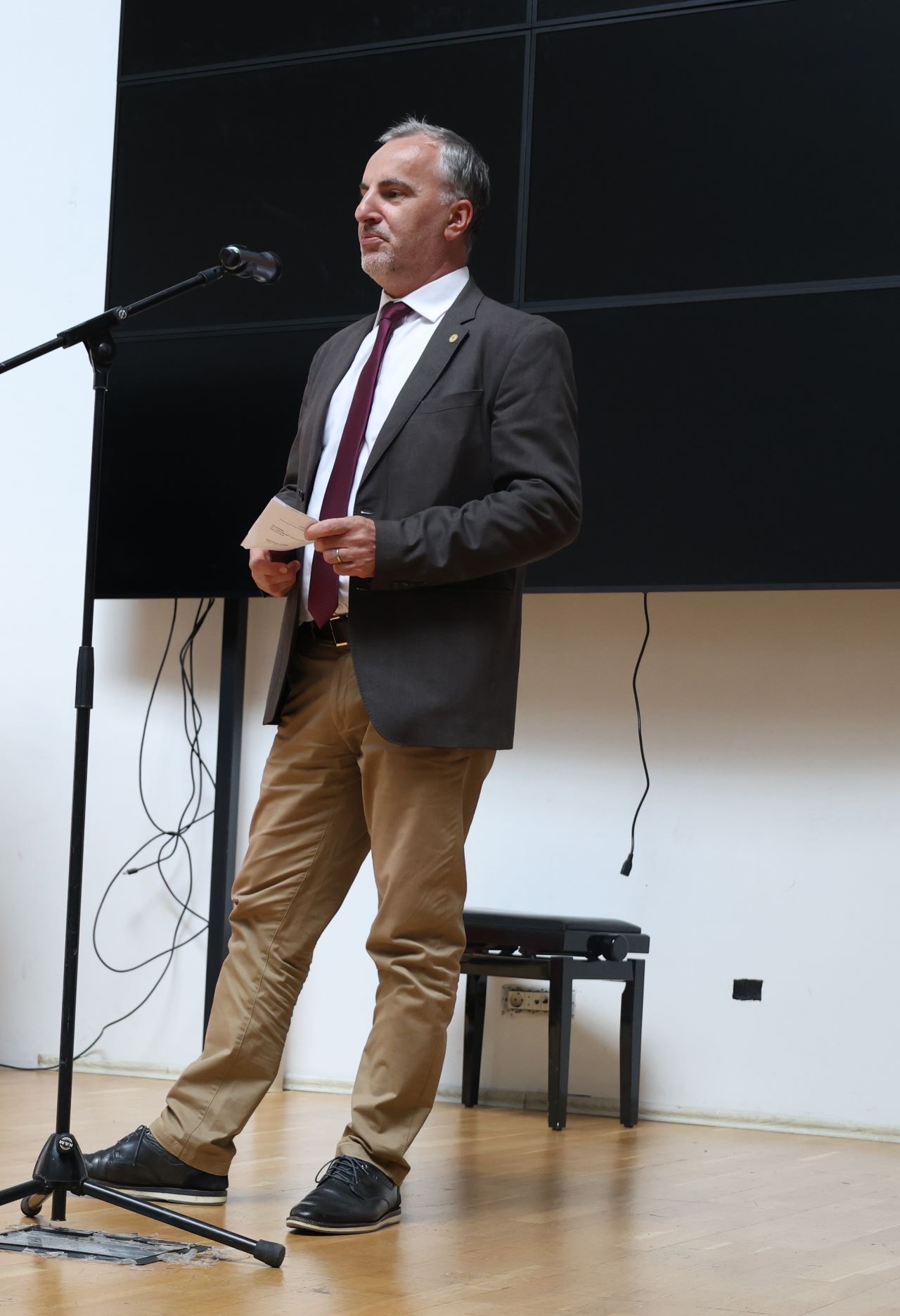 Aktivitete - Universiteti i Prishtinës